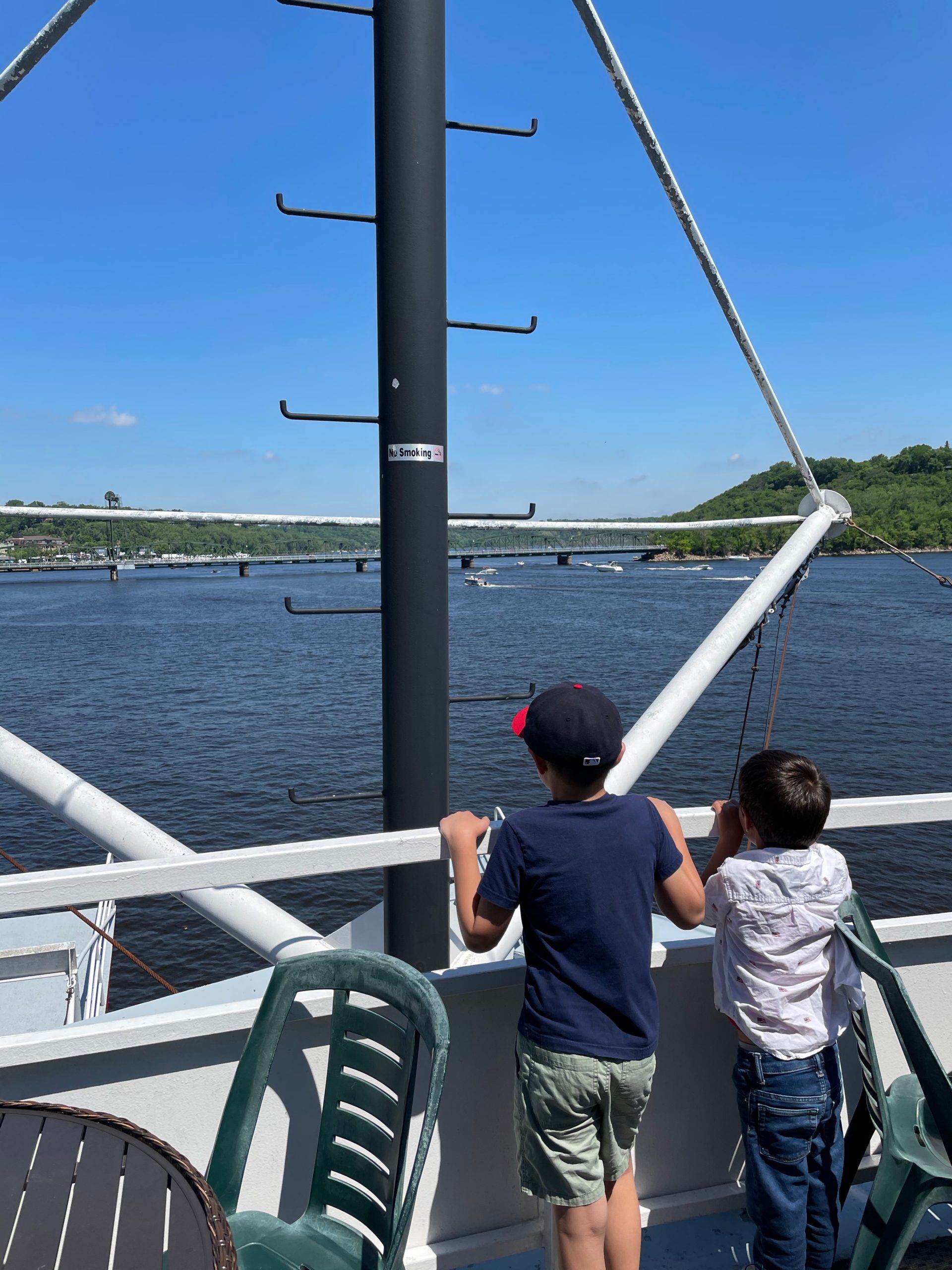 Stillwater River Boat Cruise in Minnesota | CVGO