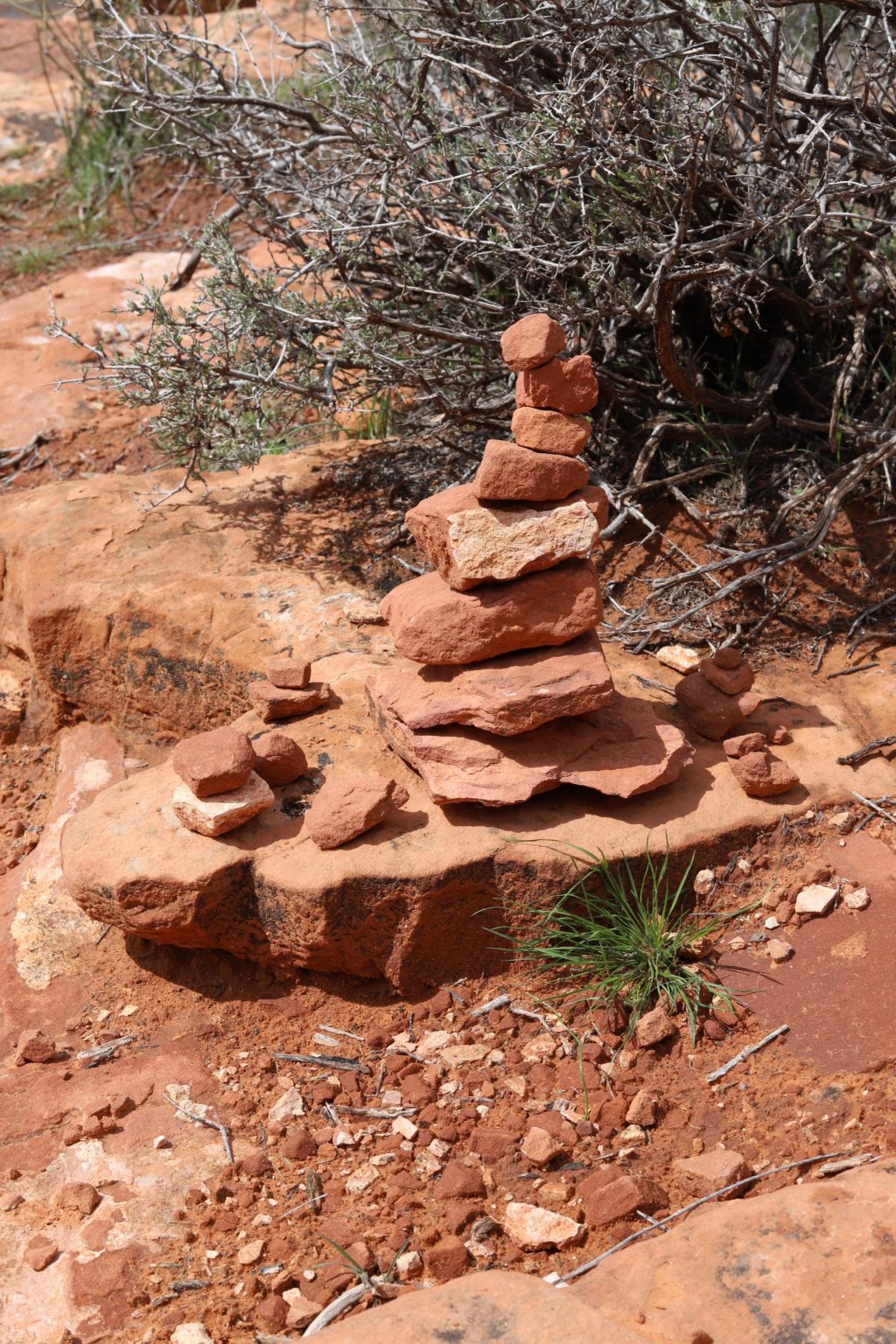 Hiking St. George, Utah: Scout Cave Trail | CVGO